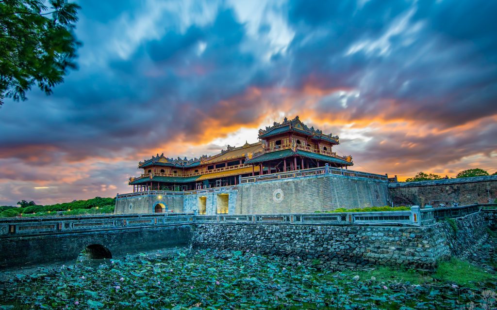 History At Its Finest In Hue, Vietnam - Ellis DownHome